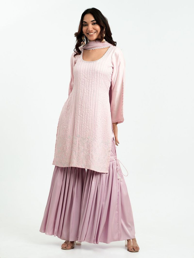 Four Sharara Sets That Will Make Every Woman Feel Like Royalty