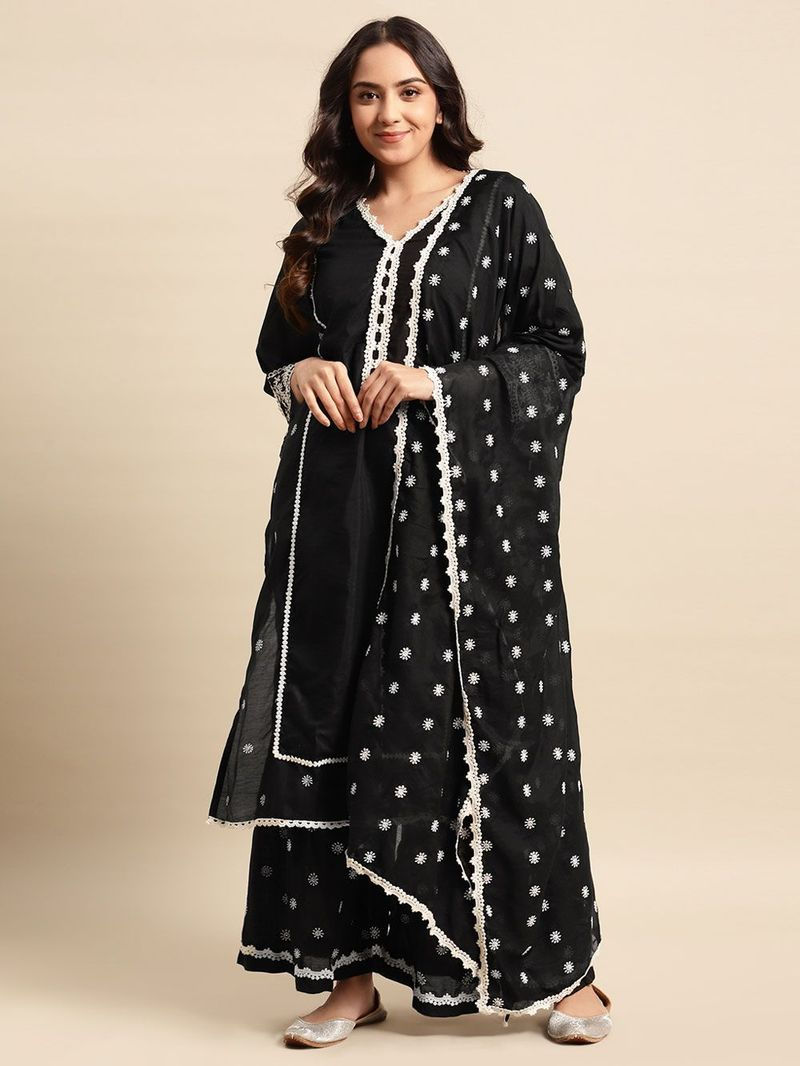 Check Out 4 Sharara Sets That’ll Outshine Everyone