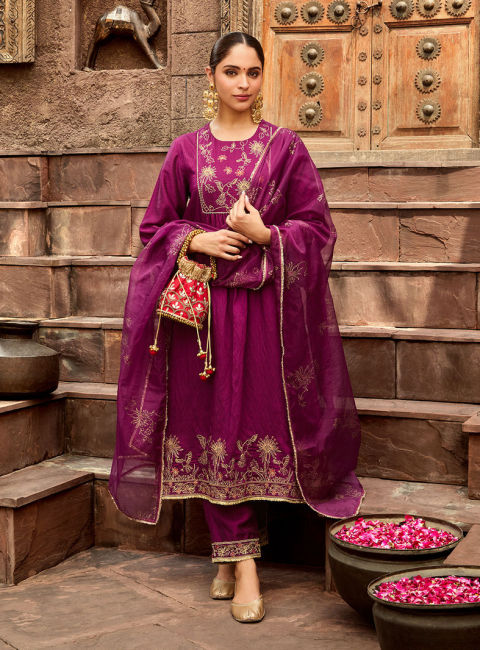 Trending Wedding and Party Wear Sets for Women: The Loom Exclusive ...