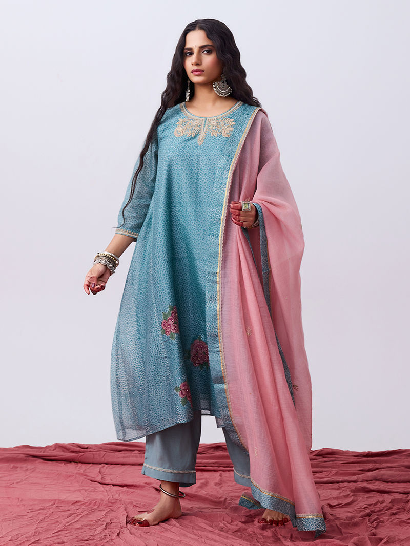 The Loom's Exclusive 2026 Collection: Redefining Women's Fashion with ...