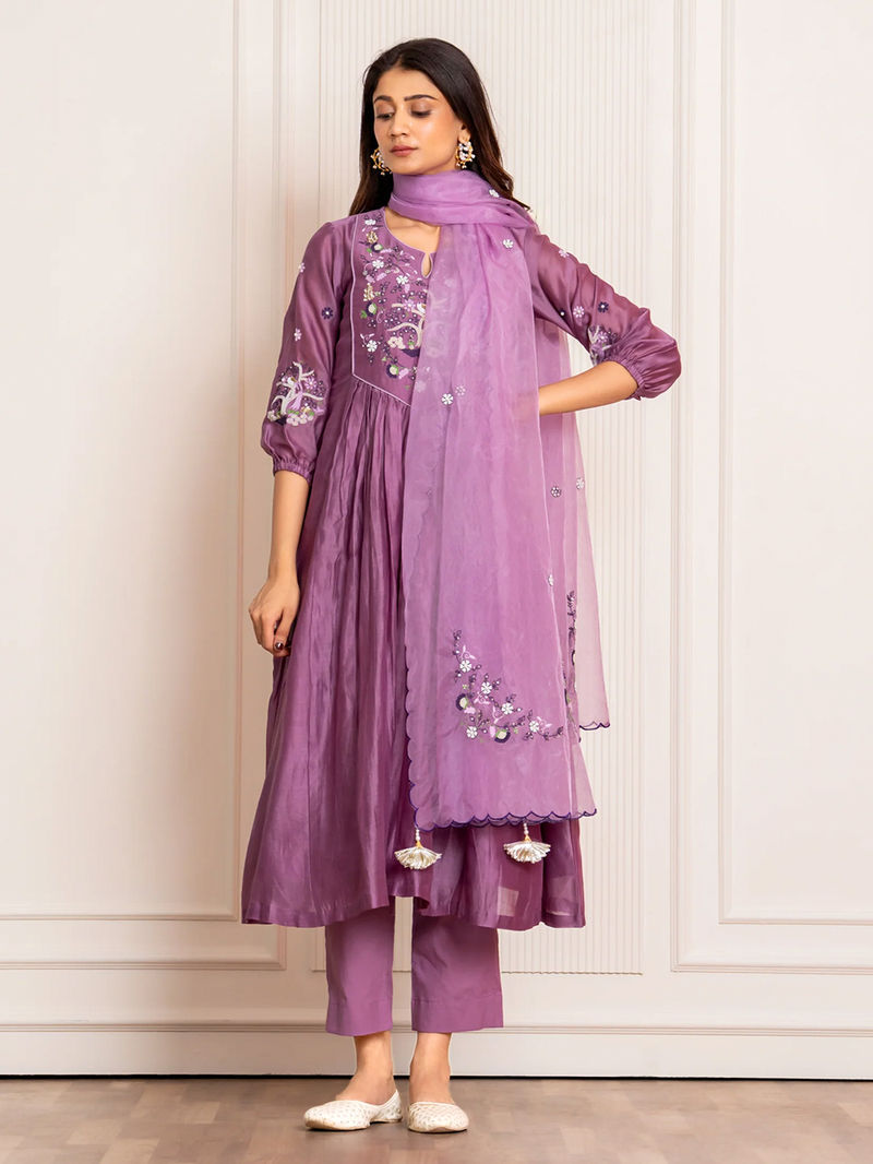 Trending Ethnic Wear Suit Set Choices for Every Woman – The Loom Brand