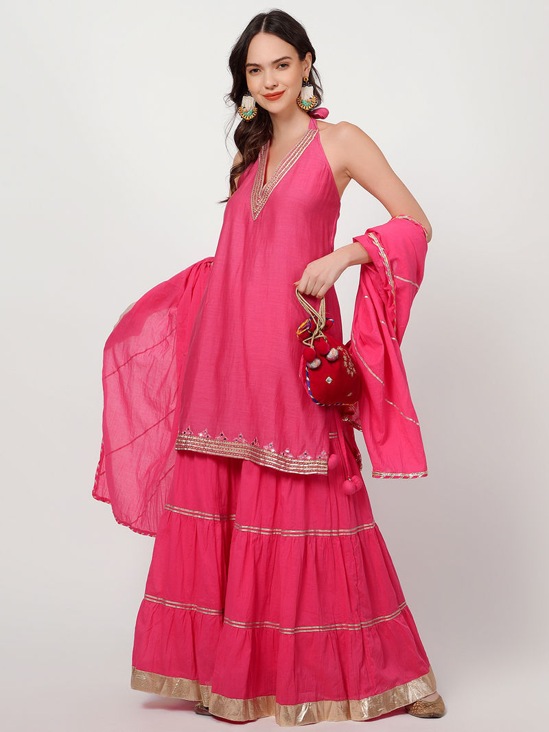 Top Trending Women’s Ethnic Wear for Engagements and Festive Occasions