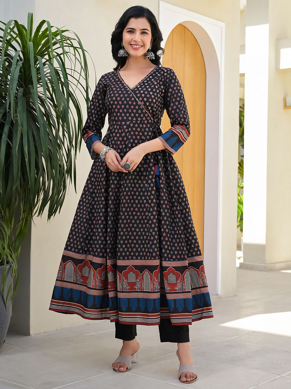 Designer Women's Suits- Buy Suit Sets Online & Block Print Suit Set ...