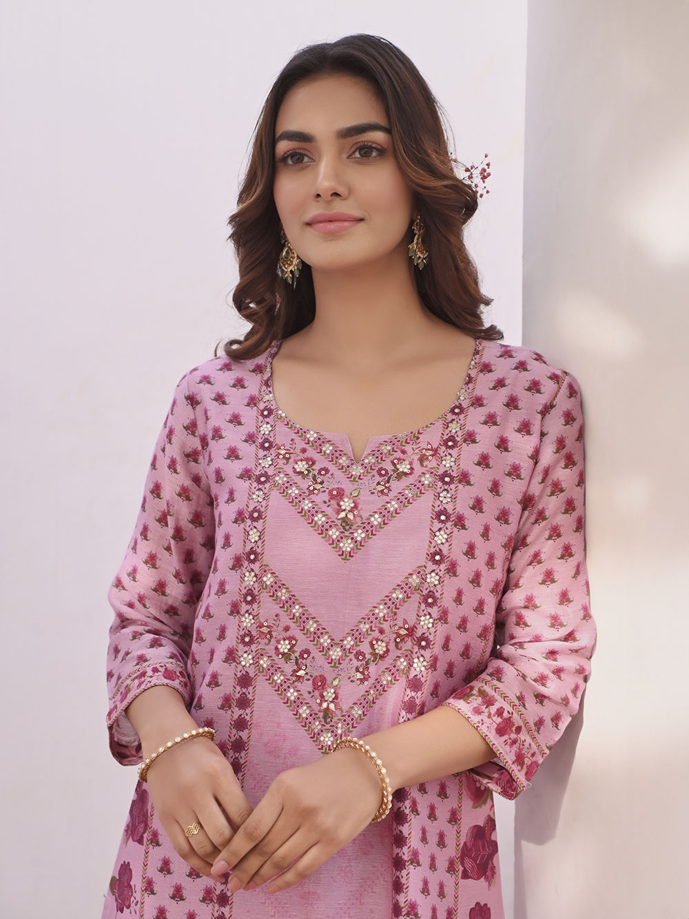 Designer Women's Suits- Buy Suit Sets Online & Block Print Suit Set ...