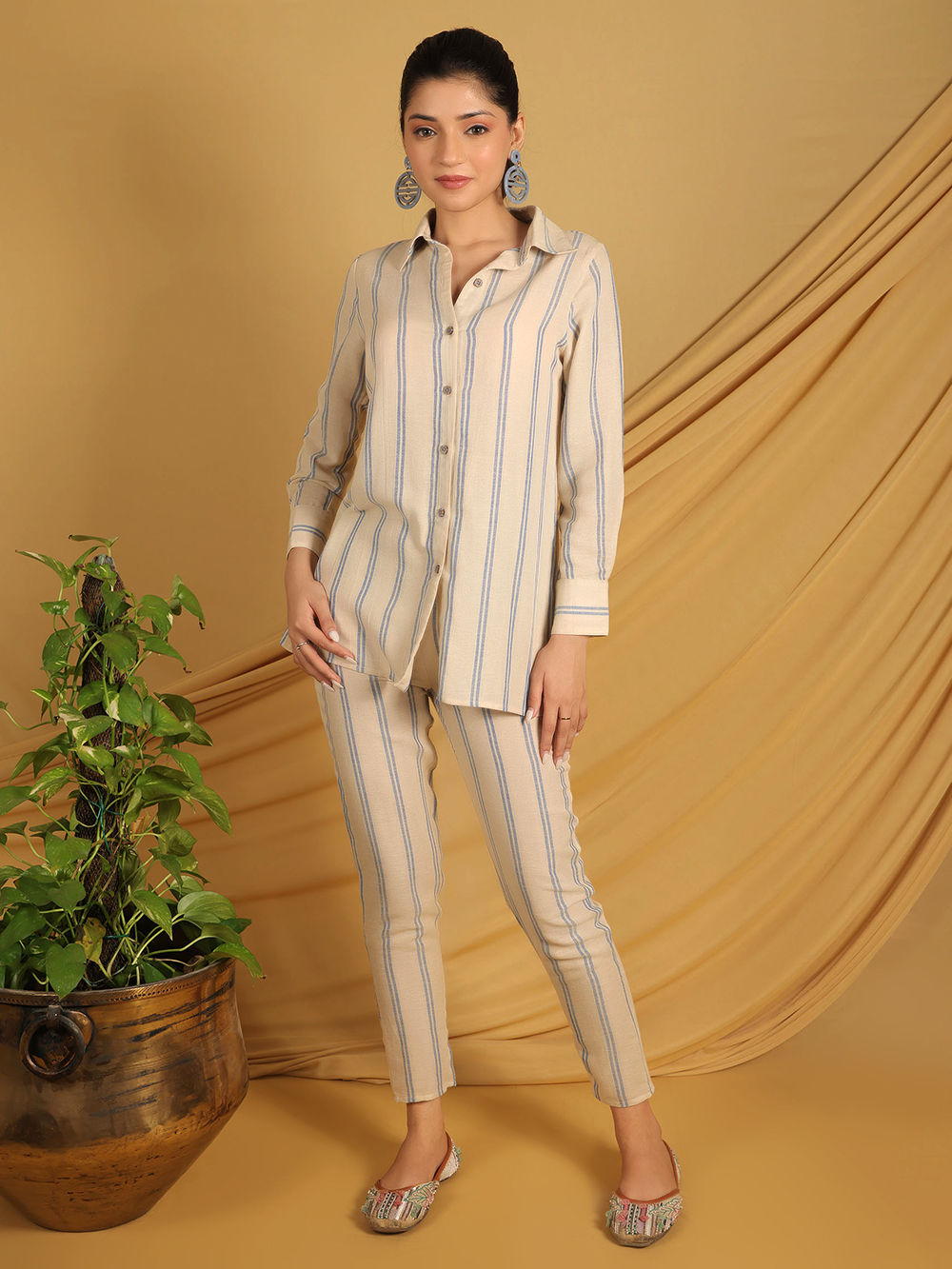 Blue Embroidered Linen Blend Co-ord Set- Set of 2