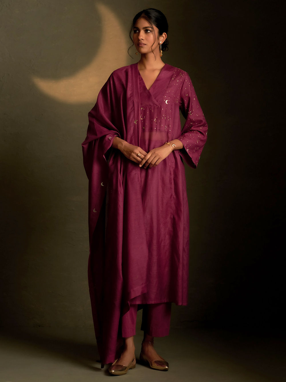 Magenta Hand Embroidered Chanderi Mulmul Suit - Set of 3