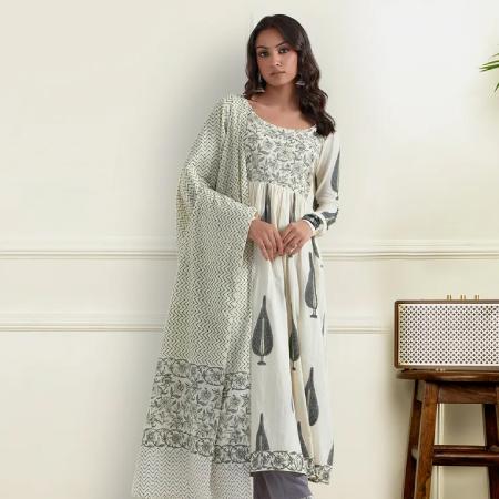 The Loom - Online Shopping For Women Clothing & Accessories