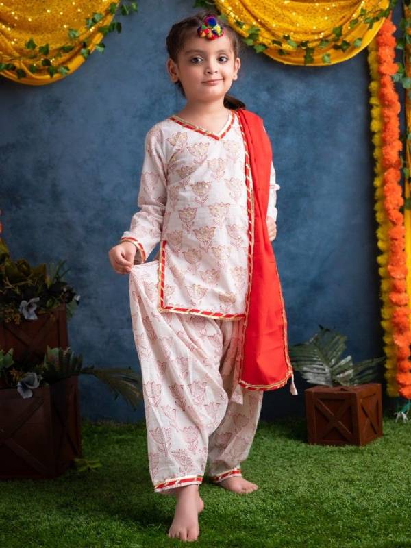 The Loom - Online Shopping For Women Ethnic Wear, Clothing & Accessories