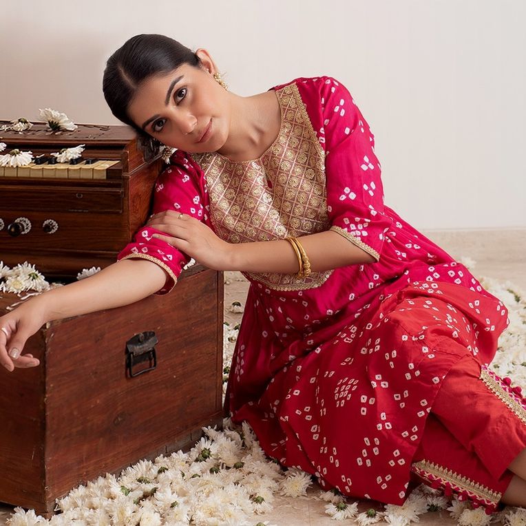 The Loom - Online Shopping For Women Clothing & Accessories